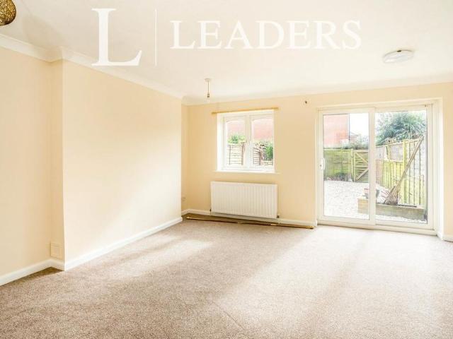 3 bedroom terraced house to rent