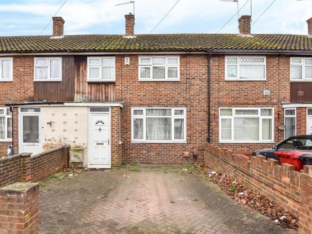 3 bedroom terraced house to rent