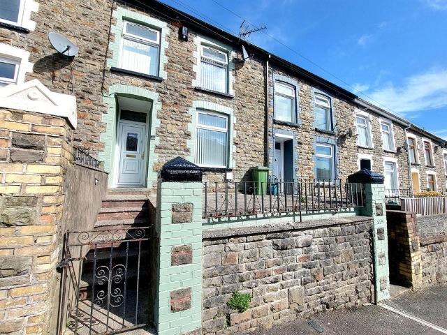 3 bedroom terraced house to rent