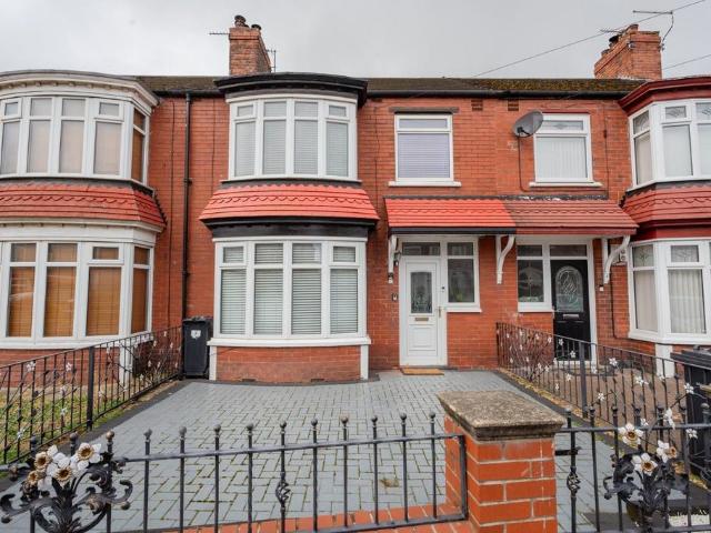3 bedroom terraced house to rent