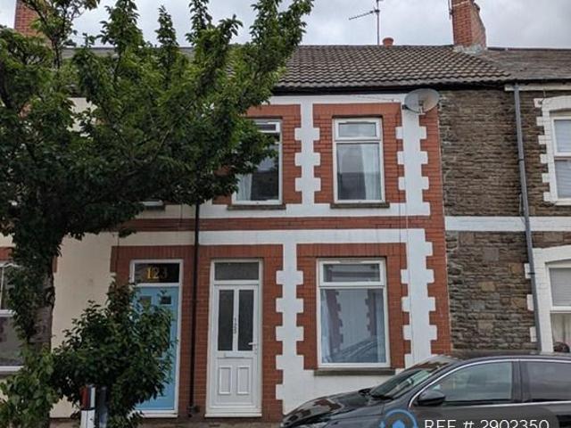 3 bedroom terraced house to rent