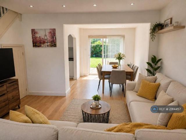 3 bedroom terraced house to rent