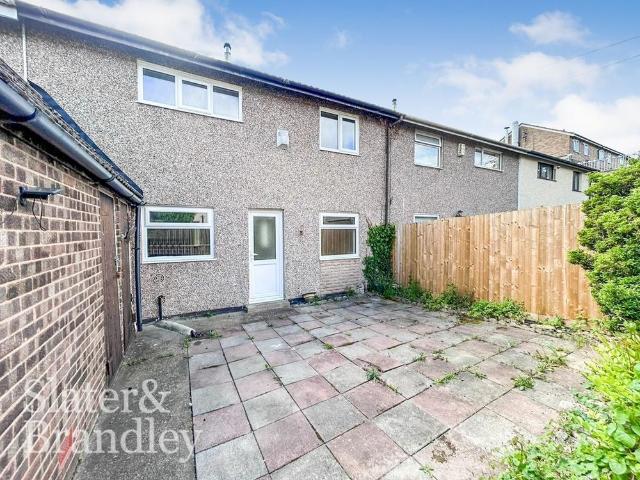 3 bedroom terraced house to rent