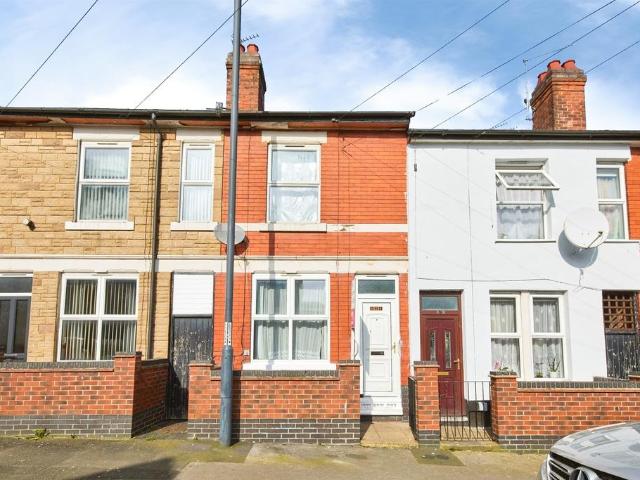 3 bedroom terraced house to rent
