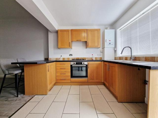 3 bedroom terraced house to rent