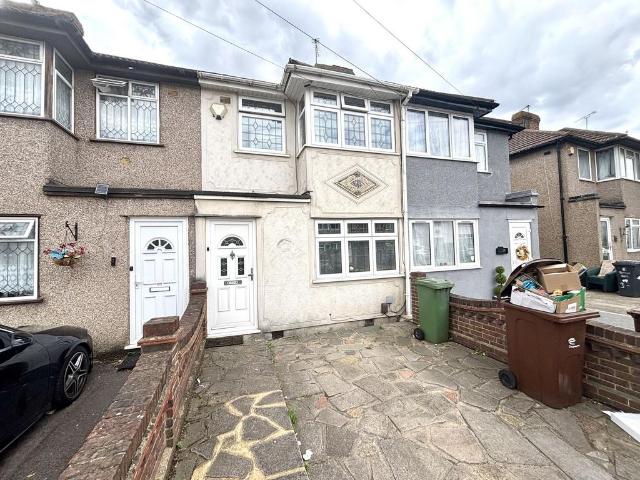 3 bedroom terraced house to rent