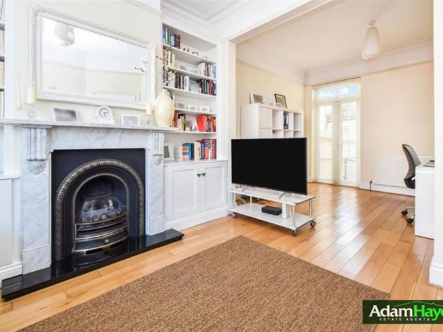 3 bedroom terraced house to rent