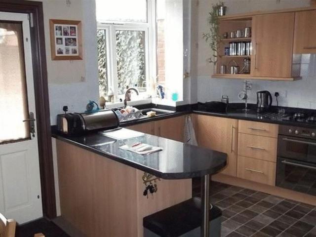 3 bedroom terraced house to rent