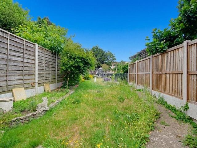 3 bedroom terraced house to rent