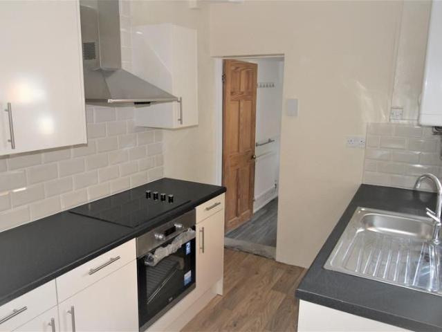 3 bedroom terraced house to rent