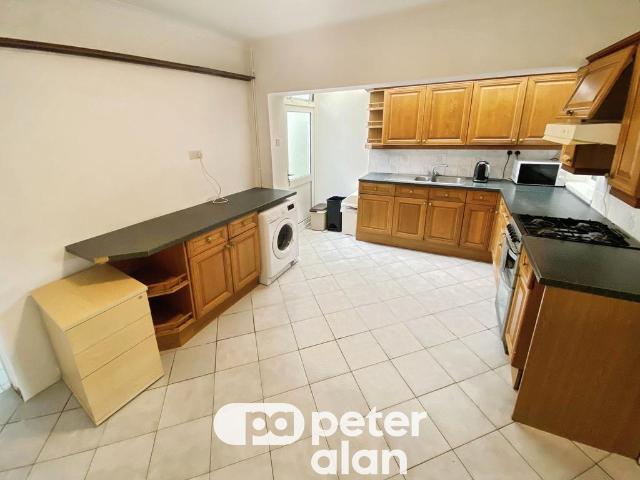 3 bedroom terraced house to rent