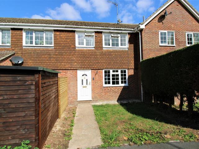3 bedroom terraced house to rent