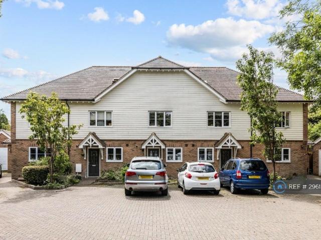 3 bedroom terraced house to rent