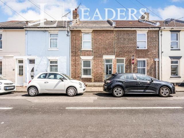 3 bedroom terraced house to rent