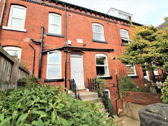 3 bedroom terraced house to rent
