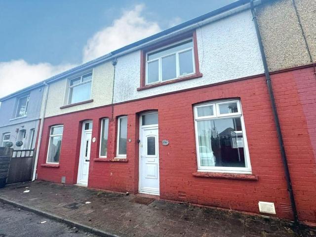 3 bedroom terraced house to rent