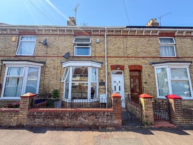3 bedroom terraced house to rent