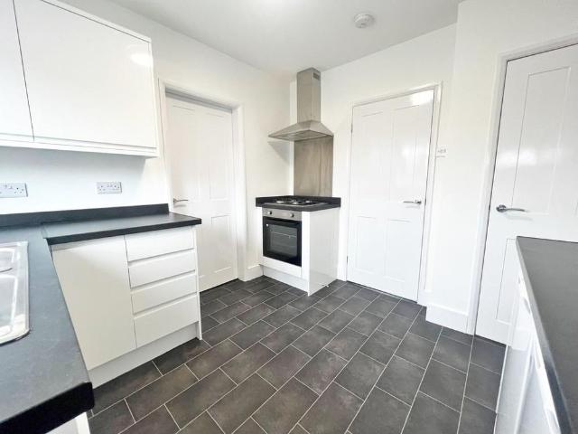 3 bedroom terraced house to rent
