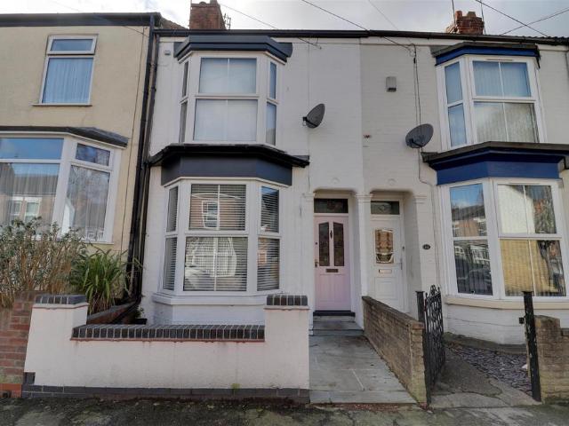 3 bedroom terraced house to rent