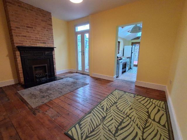 3 bedroom terraced house to rent