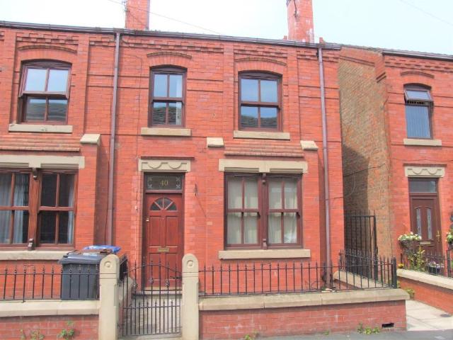 3 bedroom terraced house to rent
