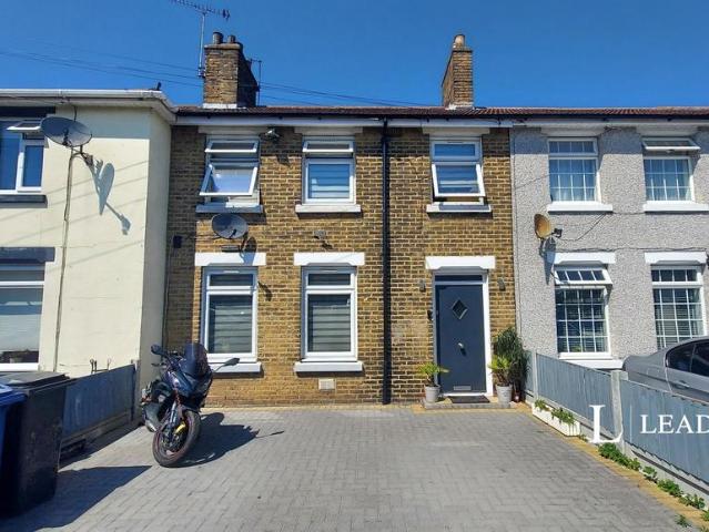 3 bedroom terraced house to rent