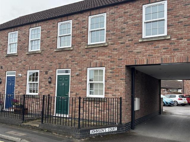 3 bedroom terraced house to rent