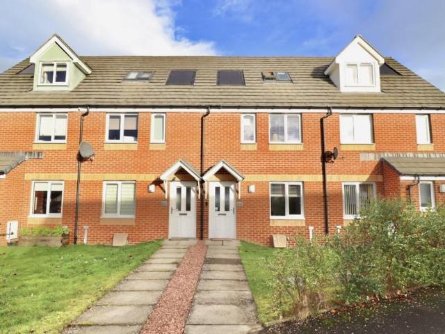 3 bedroom terraced house to rent