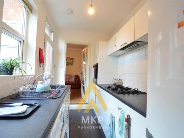 3 bedroom terraced house to rent