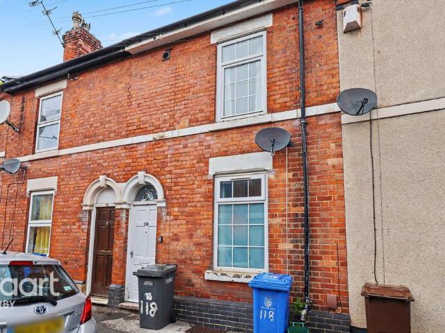 3 bedroom terraced house to rent