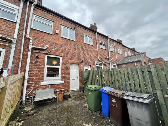 3 bedroom terraced house to rent
