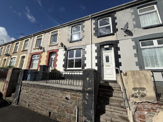 3 bedroom terraced house to rent