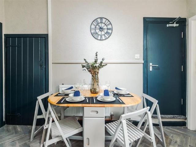 3 bedroom terraced house to rent