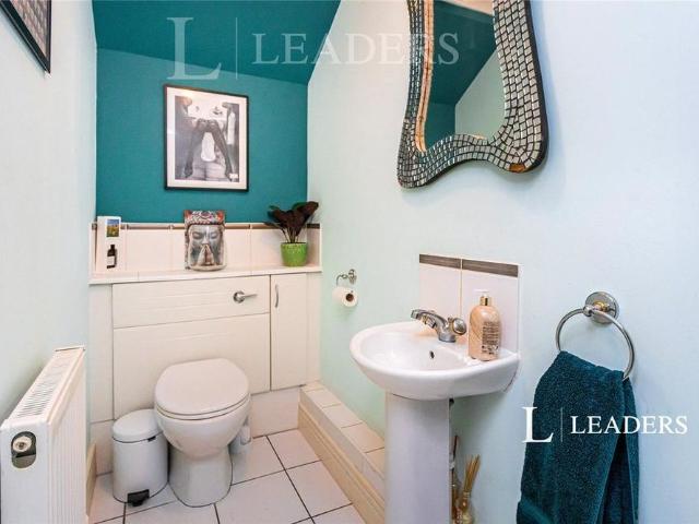 3 bedroom terraced house to rent