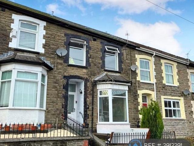 3 bedroom terraced house to rent