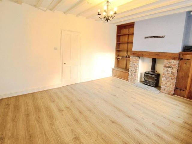 3 bedroom terraced house to rent