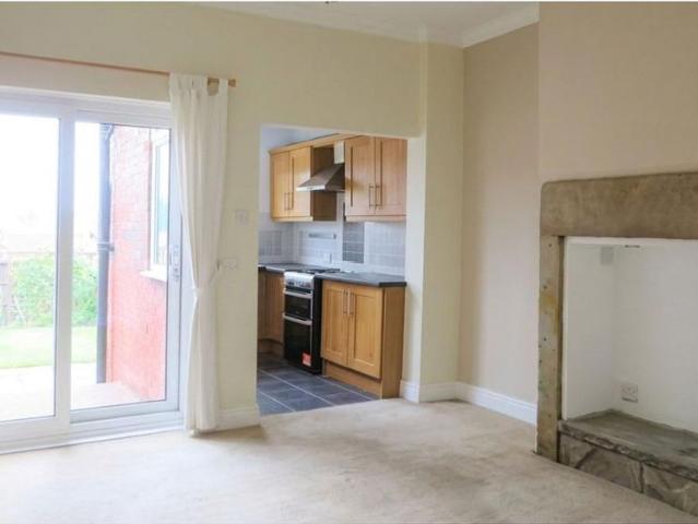 3 bedroom terraced house to rent
