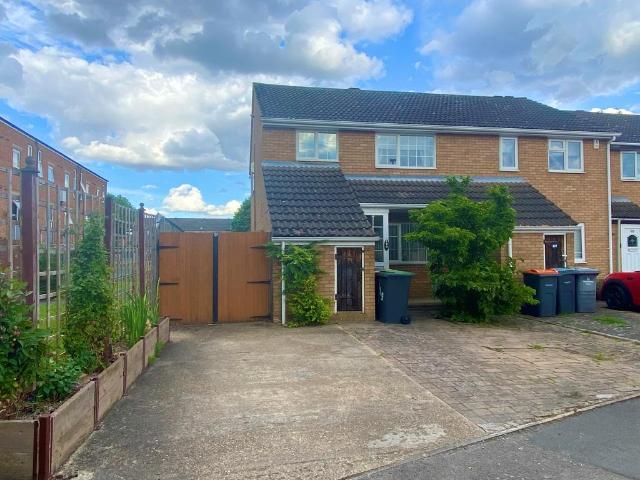 3 bedroom terraced house to rent