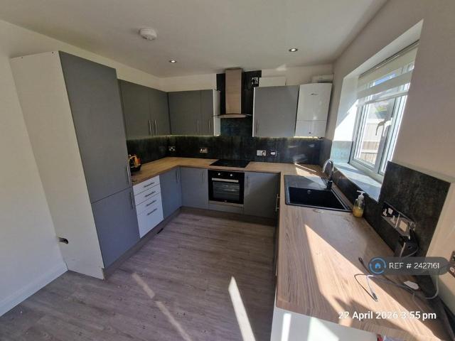 3 bedroom terraced house to rent