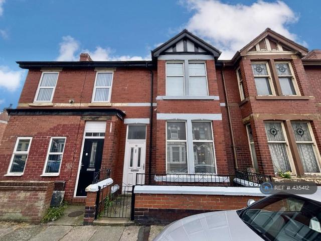 3 bedroom terraced house to rent