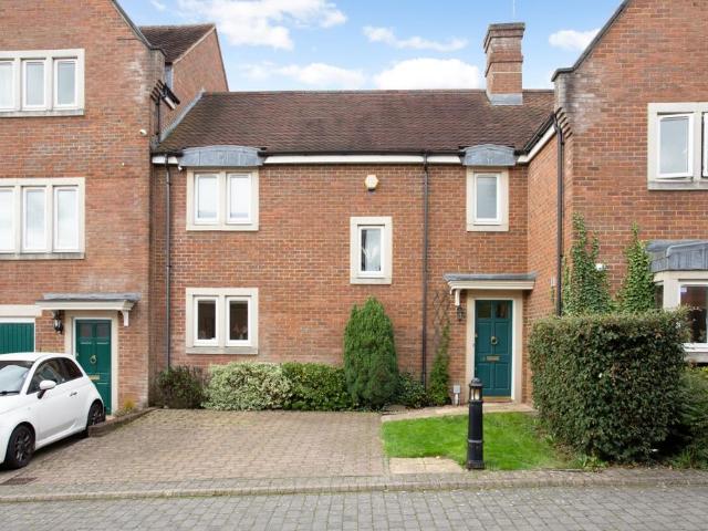 3 bedroom terraced house to rent