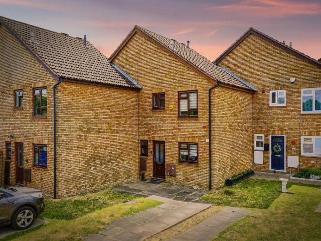 3 bedroom terraced house to rent