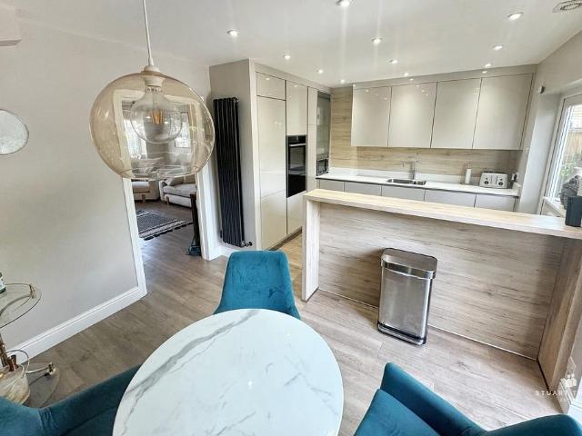 3 bedroom terraced house to rent