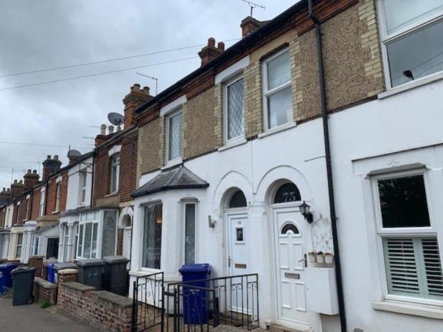3 bedroom terraced house to rent