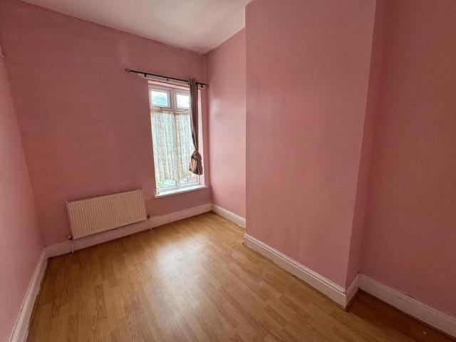 3 bedroom terraced house to rent
