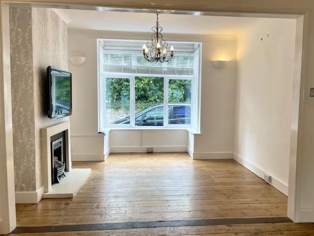 3 bedroom terraced house to rent
