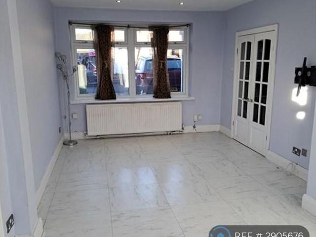 3 bedroom terraced house to rent