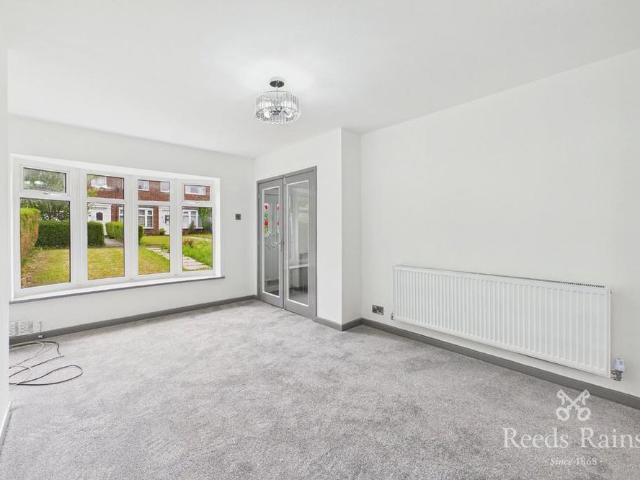 3 bedroom terraced house to rent