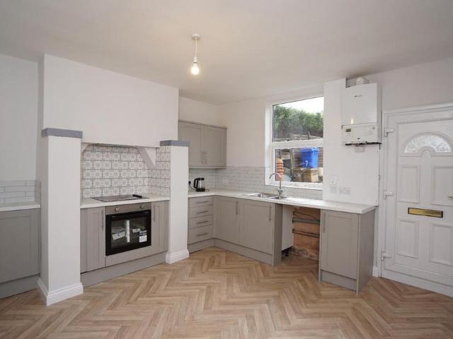 3 bedroom terraced house to rent