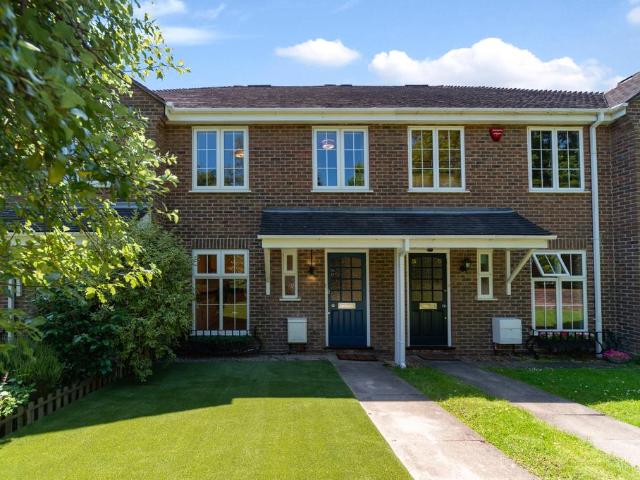 3 bedroom terraced house to rent